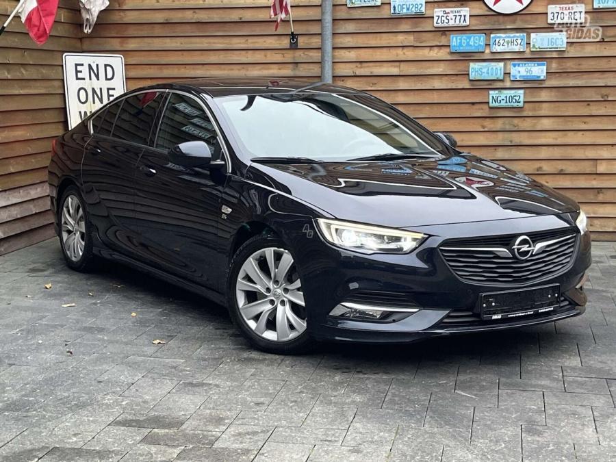 Blue Opel Insignia 2017 in Kaunas, with an engine capacity of 2.00 L and mileage of 86 thousand km for 24357 €, photo 3 on AUTOMOTO.COM.LV