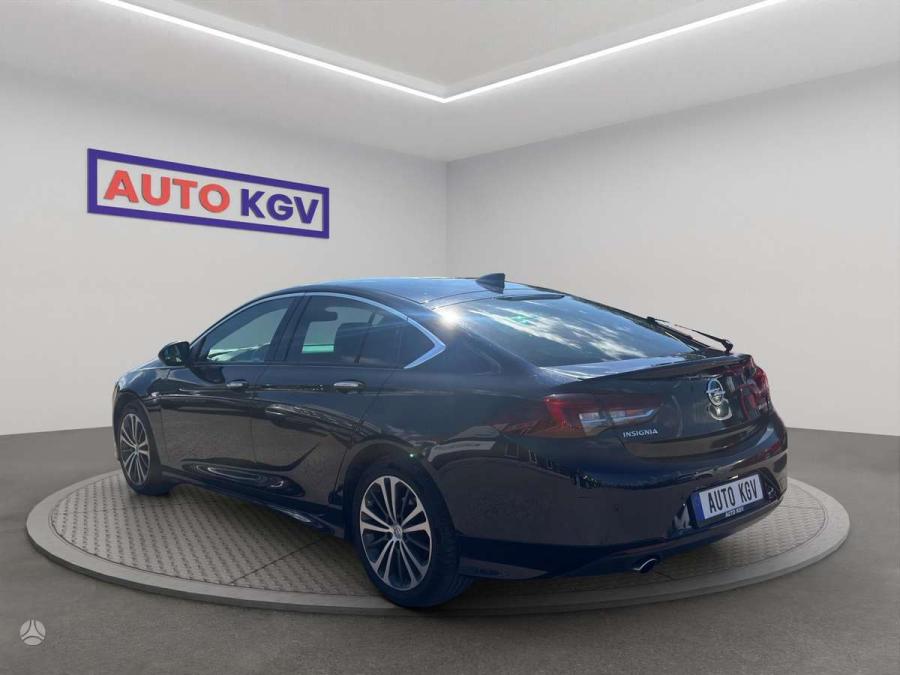 Blue Opel Insignia 2017 in Klaipeda, with an engine capacity of 1.60 L and mileage of 307 thousand km for 7999 €, photo 4 on AUTOMOTO.COM.LV
