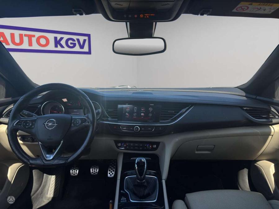 Blue Opel Insignia 2017 in Klaipeda, with an engine capacity of 1.60 L and mileage of 307 thousand km for 7999 €, photo 13 on AUTOMOTO.COM.LV