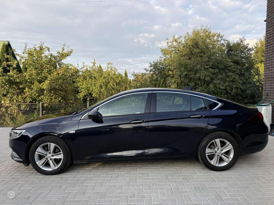 Zils Opel Insignia 2017 Viļņa, ar dzinēja tilpumu 1.50 L un nobraukumu 196 tūkst. km par 4800 €, foto 8 vietnē AUTOMOTO.COM.LV