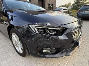 Zils Opel Insignia 2017 Viļņa, ar dzinēja tilpumu 1.50 L un nobraukumu 196 tūkst. km par 4800 €, foto 13 vietnē AUTOMOTO.COM.LV
