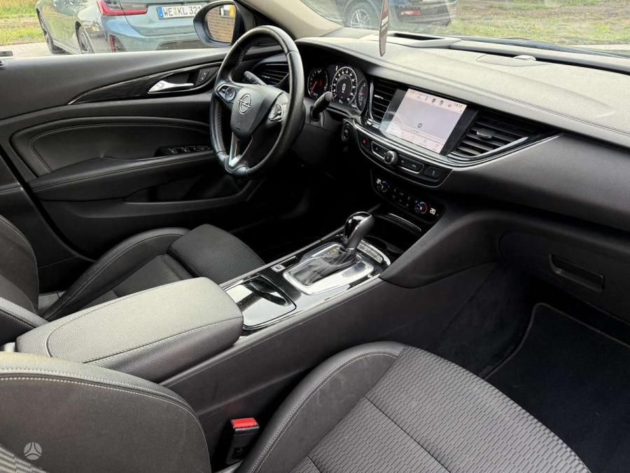Zils Opel Insignia 2017 Viļņa, ar dzinēja tilpumu 1.50 L un nobraukumu 196 tūkst. km par 4800 €, foto 26 vietnē AUTOMOTO.COM.LV