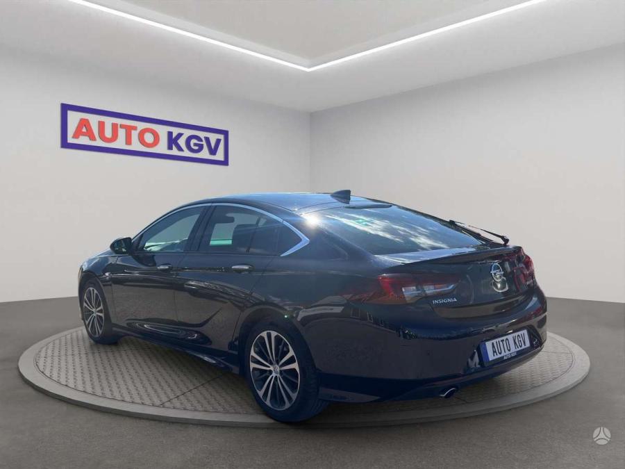 Blue Opel Insignia 2017 in Klaipeda, with an engine capacity of 1.60 L and mileage of 307 thousand km for 7999 €, photo 4 on AUTOMOTO.COM.LV