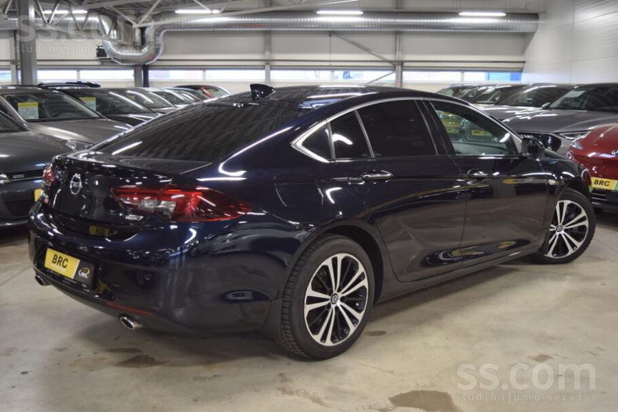 Zils Opel Insignia 2018 Rīga, ar dzinēja tilpumu 2.00 L un nobraukumu 128 tūkst. km par 17000 €, foto 2 vietnē AUTOMOTO.COM.LV