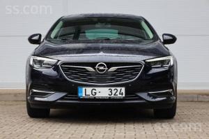 Blue Opel Insignia 2018 in Riga, with an engine capacity of 2.00 L and mileage of 49 thousand km for 14200 €, photo  on AUTOMOTO.COM.LV