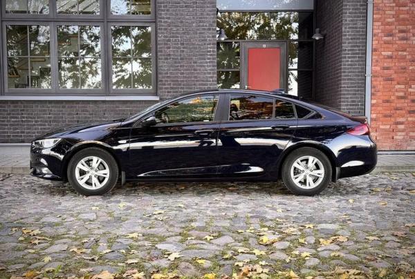 Zils Opel Insignia 2018 Rīga, ar dzinēja tilpumu 1.50 L un nobraukumu 71 tūkst. km par 13500 €, foto 2 vietnē AUTOMOTO.COM.LV