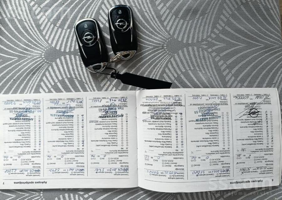 Blue Opel Insignia 2018 in Riga, with an engine capacity of 1.50 L and mileage of 71 thousand km for 15200 €, photo 8 on AUTOMOTO.COM.LV