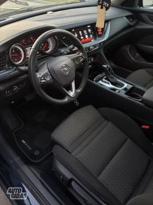 Blue Opel Insignia 2018 in Vilnius, with an engine capacity of 1.60 L and mileage of 253 thousand km for 9990 €, photo 13 on AUTOMOTO.COM.LV