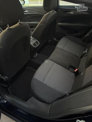 Blue Opel Insignia 2018 in Vilnius, with an engine capacity of 1.60 L and mileage of 253 thousand km for 9990 €, photo 15 on AUTOMOTO.COM.LV