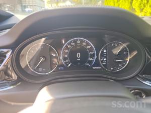 Blue Opel Insignia 2019 in Riga, with an engine capacity of 2.00 L and mileage of 184 thousand km for 10500 €, photo 10 on AUTOMOTO.COM.LV