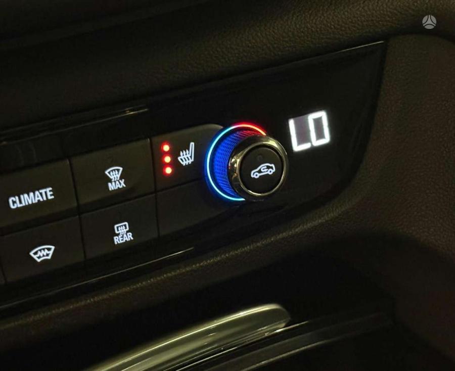 Blue Opel Insignia 2020 in Marijampole, with an engine capacity of 1.60 L and mileage of 74 thousand km for 15950 €, photo 15 on AUTOMOTO.COM.LV