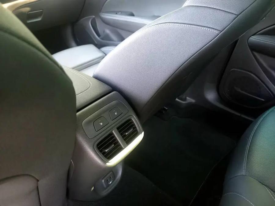 Zils Opel Insignia 2021 Rīga, ar dzinēja tilpumu 1.50 L un nobraukumu 139 tūkst. km par 10900 €, foto 6 vietnē AUTOMOTO.COM.LV