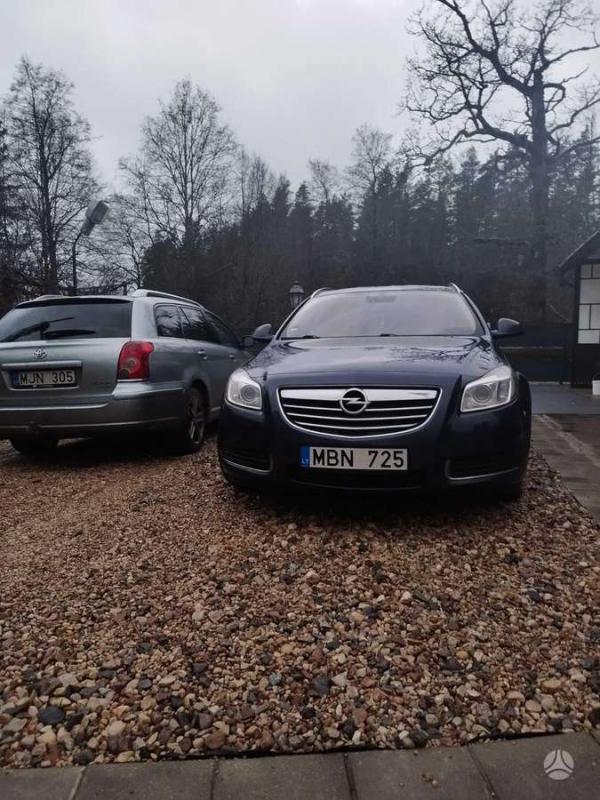 Zils Opel Insignia 2009 Viļņa, ar dzinēja tilpumu 2.00 L un nobraukumu 320 tūkst. km par 2650 €, foto 3 vietnē AUTOMOTO.COM.LV