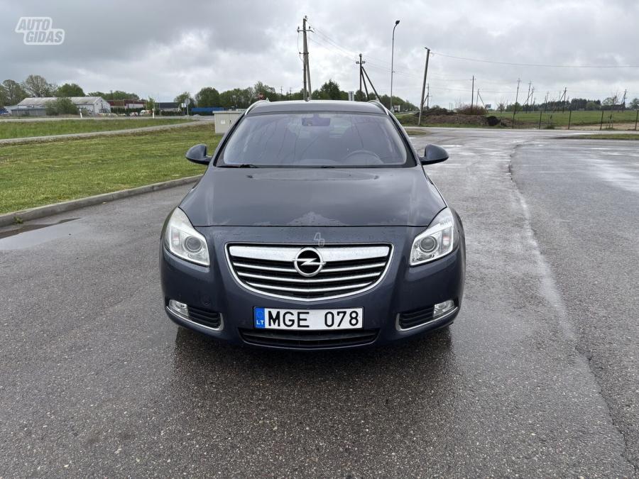 Blue Opel Insignia 2009 in Kaunas, with an engine capacity of 2.00 L and mileage of 354 thousand km for 3800 €, photo 1 on AUTOMOTO.COM.LV