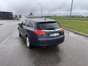 Blue Opel Insignia 2009 in Kaunas, with an engine capacity of 2.00 L and mileage of 354 thousand km for 3800 €, photo 4 on AUTOMOTO.COM.LV