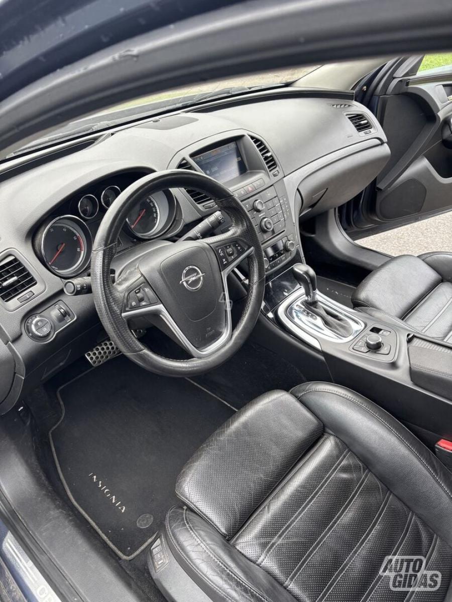 Blue Opel Insignia 2009 in Kaunas, with an engine capacity of 2.00 L and mileage of 354 thousand km for 3800 €, photo 10 on AUTOMOTO.COM.LV