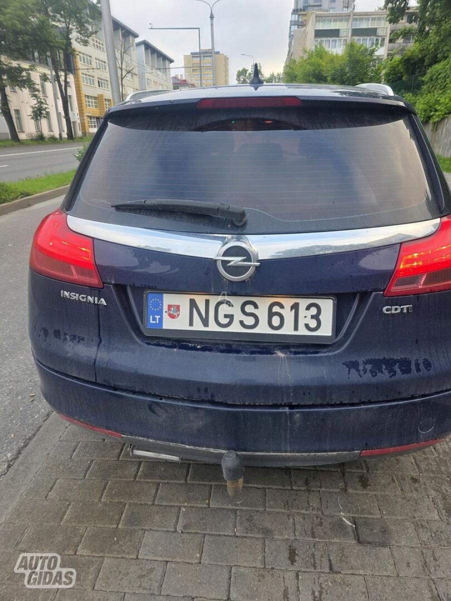 Blue Opel Insignia 2009 in Vilnius, with an engine capacity of 2.00 L and mileage of 293 thousand km for 2500 €, photo 8 on AUTOMOTO.COM.LV
