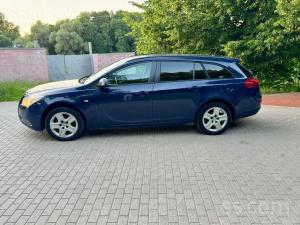 Blue Opel Insignia 2009 in Bauska, with an engine capacity of 2.00 L and mileage of 296 thousand km for 2850 €, photo 5 on AUTOMOTO.COM.LV