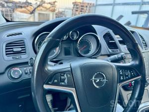 Blue Opel Insignia 2009 in Bauska, with an engine capacity of 2.00 L and mileage of 296 thousand km for 2850 €, photo 12 on AUTOMOTO.COM.LV