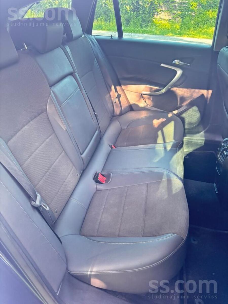 Zils Opel Insignia 2009 Rīga, ar dzinēja tilpumu 2.00 L un nobraukumu 250 tūkst. km par 2200 €, foto 7 vietnē AUTOMOTO.COM.LV