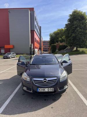 Zils Opel Insignia 2009 Viļņa, ar dzinēja tilpumu 1.96 L un nobraukumu 269 tūkst. km par 3350 €, foto  vietnē AUTOMOTO.COM.LV