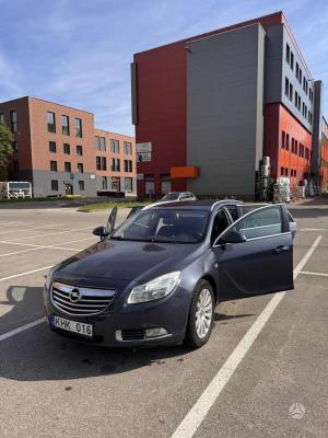 Blue Opel Insignia 2009 in Vilnius, with an engine capacity of 1.96 L and mileage of 269 thousand km for 3350 €, photo 3 on AUTOMOTO.COM.LV
