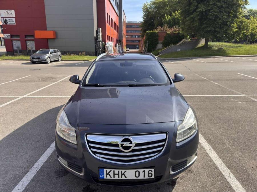 Blue Opel Insignia 2009 in Vilnius, with an engine capacity of 1.96 L and mileage of 269 thousand km for 3350 €, photo 10 on AUTOMOTO.COM.LV