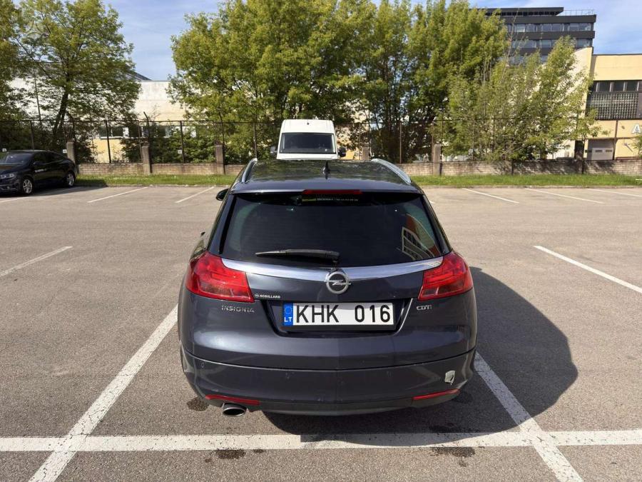 Blue Opel Insignia 2009 in Vilnius, with an engine capacity of 1.96 L and mileage of 269 thousand km for 3350 €, photo 18 on AUTOMOTO.COM.LV