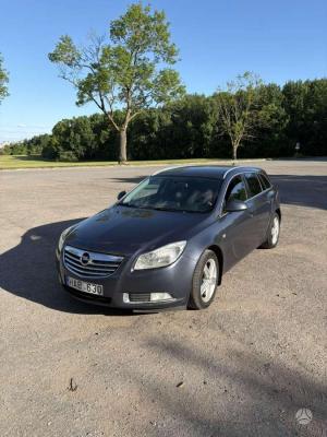 Blue Opel Insignia 2009 in Kaunas, with an engine capacity of 1.96 L and mileage of 520 thousand km for 2100 €, photo  on AUTOMOTO.COM.LV