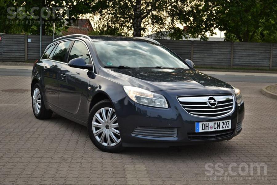 Zils Opel Insignia 2010 Jelgava, ar dzinēja tilpumu 2.00 L un nobraukumu 0 tūkst. km par 3900 €, foto 1 vietnē AUTOMOTO.COM.LV