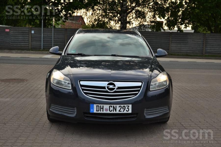 Zils Opel Insignia 2010 Jelgava, ar dzinēja tilpumu 2.00 L un nobraukumu 0 tūkst. km par 3900 €, foto 3 vietnē AUTOMOTO.COM.LV