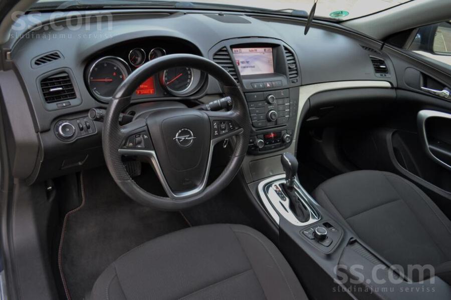 Zils Opel Insignia 2010 Jelgava, ar dzinēja tilpumu 2.00 L un nobraukumu 0 tūkst. km par 3900 €, foto 12 vietnē AUTOMOTO.COM.LV