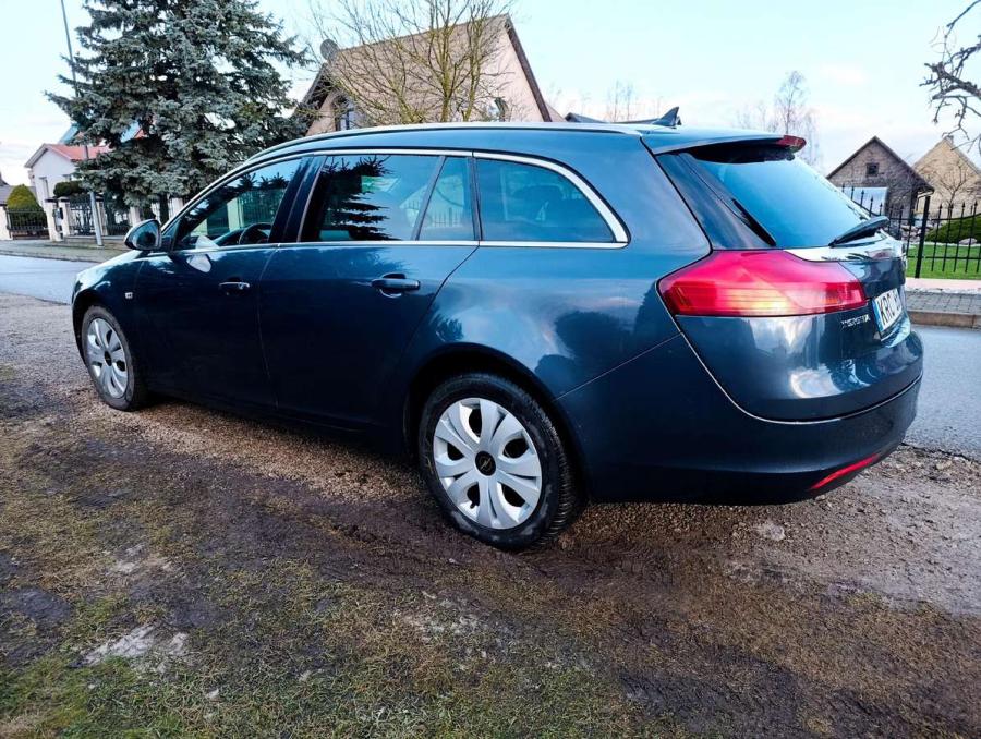 Zils Opel Insignia 2010 Pakruojis, ar dzinēja tilpumu 1.96 L un nobraukumu 379 tūkst. km par 2450 €, foto 6 vietnē AUTOMOTO.COM.LV
