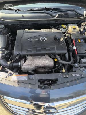 Blue Opel Insignia 2010 in Panevezys, with an engine capacity of 2.00 L and mileage of 227 thousand km for 3499 €, photo 5 on AUTOMOTO.COM.LV