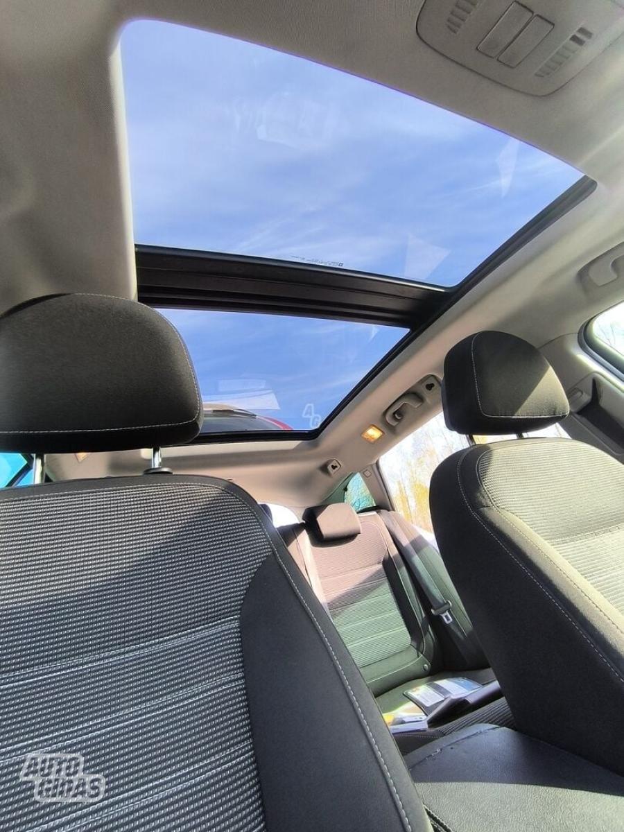 Blue Opel Insignia 2010 in Panevezys, with an engine capacity of 2.00 L and mileage of 227 thousand km for 3499 €, photo 8 on AUTOMOTO.COM.LV