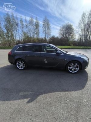 Blue Opel Insignia 2010 in Panevezys, with an engine capacity of 2.00 L and mileage of 227 thousand km for 3499 €, photo 12 on AUTOMOTO.COM.LV