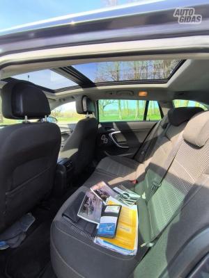 Blue Opel Insignia 2010 in Panevezys, with an engine capacity of 2.00 L and mileage of 227 thousand km for 3499 €, photo 14 on AUTOMOTO.COM.LV