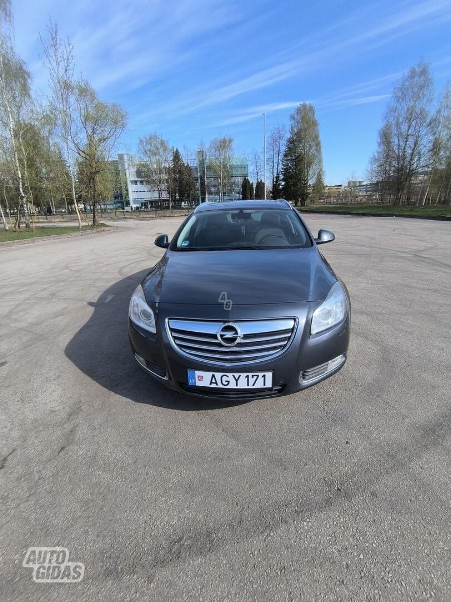 Blue Opel Insignia 2010 in Panevezys, with an engine capacity of 2.00 L and mileage of 227 thousand km for 3499 €, photo 15 on AUTOMOTO.COM.LV