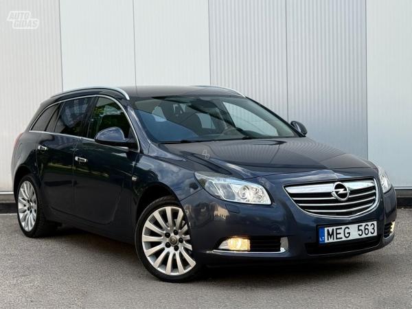 Blue Opel Insignia 2010 in Kaunas, with an engine capacity of 2.00 L and mileage of 269 thousand km for 3500 €, photo 1 on AUTOMOTO.COM.LV
