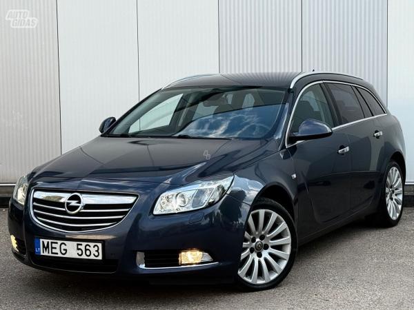 Blue Opel Insignia 2010 in Kaunas, with an engine capacity of 2.00 L and mileage of 269 thousand km for 3500 €, photo 2 on AUTOMOTO.COM.LV