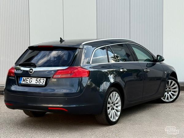 Blue Opel Insignia 2010 in Kaunas, with an engine capacity of 2.00 L and mileage of 269 thousand km for 3500 €, photo 3 on AUTOMOTO.COM.LV