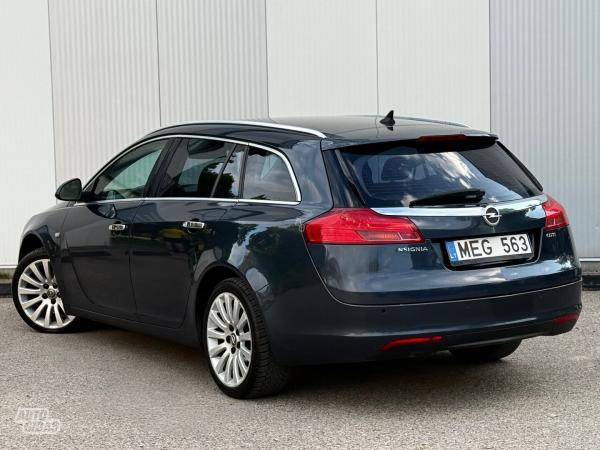 Blue Opel Insignia 2010 in Kaunas, with an engine capacity of 2.00 L and mileage of 269 thousand km for 3500 €, photo 4 on AUTOMOTO.COM.LV