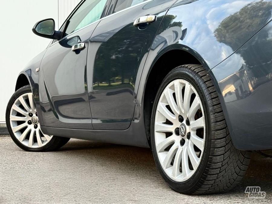 Zils Opel Insignia 2010 Kauņa, ar dzinēja tilpumu 2.00 L un nobraukumu 269 tūkst. km par 3500 €, foto 6 vietnē AUTOMOTO.COM.LV
