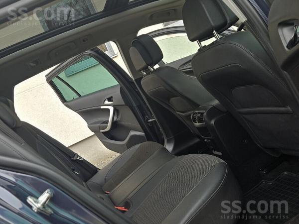 Zils Opel Insignia 2010 Jelgava, ar dzinēja tilpumu 2.00 L un nobraukumu 329 tūkst. km par 2900 €, foto 7 vietnē AUTOMOTO.COM.LV