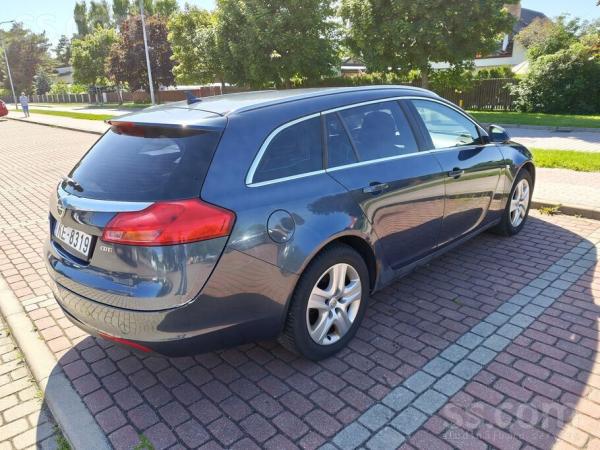 Zils Opel Insignia 2010 Ventspils, ar dzinēja tilpumu 2.00 L un nobraukumu 298 tūkst. km par 1900 €, foto 2 vietnē AUTOMOTO.COM.LV