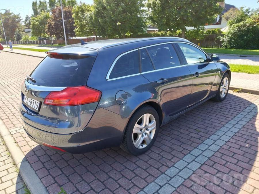 Zils Opel Insignia 2010 Ventspils, ar dzinēja tilpumu 2.00 L un nobraukumu 298 tūkst. km par 1900 €, foto 3 vietnē AUTOMOTO.COM.LV