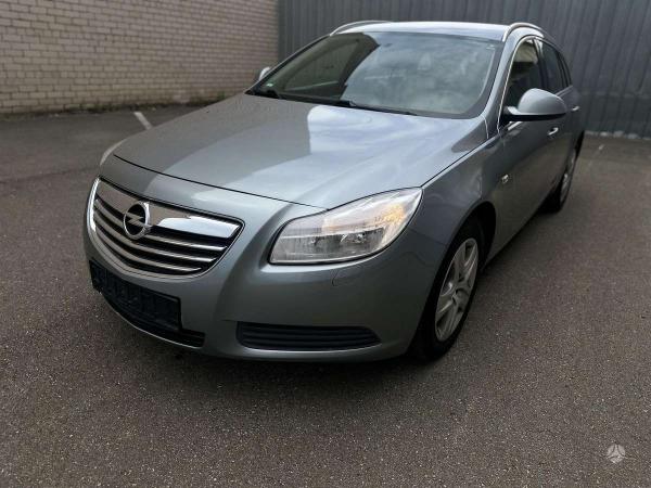 Zils Opel Insignia 2010 Rokiškis, ar dzinēja tilpumu 1.96 L un nobraukumu 269 tūkst. km par 3300 €, foto 2 vietnē AUTOMOTO.COM.LV