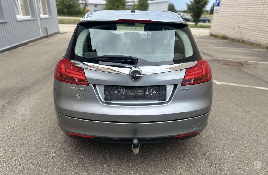 Zils Opel Insignia 2010 Rokiškis, ar dzinēja tilpumu 1.96 L un nobraukumu 269 tūkst. km par 3300 €, foto 5 vietnē AUTOMOTO.COM.LV
