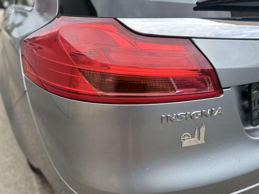 Zils Opel Insignia 2010 Rokiškis, ar dzinēja tilpumu 1.96 L un nobraukumu 269 tūkst. km par 3300 €, foto 9 vietnē AUTOMOTO.COM.LV