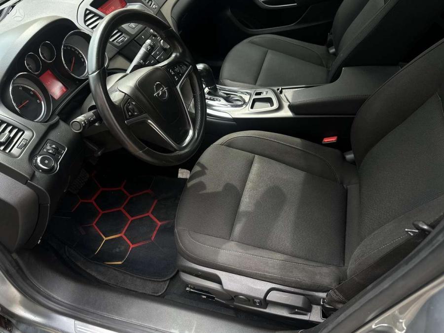 Zils Opel Insignia 2010 Rokiškis, ar dzinēja tilpumu 1.96 L un nobraukumu 269 tūkst. km par 3300 €, foto 16 vietnē AUTOMOTO.COM.LV